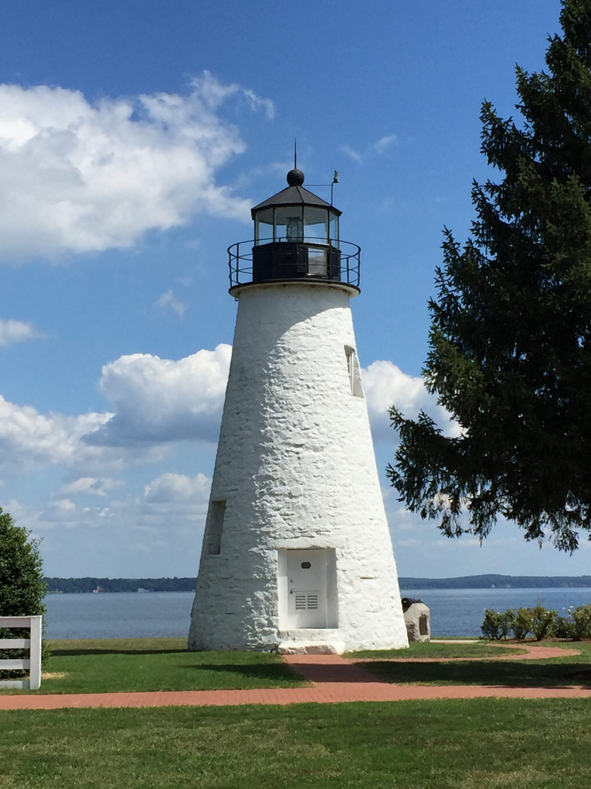 Concord Point Lighthouse – Easing Along